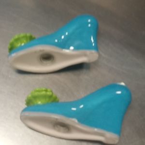 Other | Vintage Salt And Pepper Shoe Shakers | Poshmark